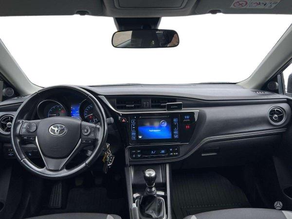 Pelēks Toyota Auris 2018 Klaipėda, ar dzinēja tilpumu 1.20 L un nobraukumu 128 tūkst. km par 12300 €, foto 9 vietnē AUTOMOTO.COM.LV