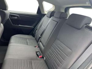 Grey Toyota Auris 2018 in Klaipeda, with an engine capacity of 1.20 L and mileage of 128 thousand km for 12300 €, photo 20 on AUTOMOTO.COM.LV