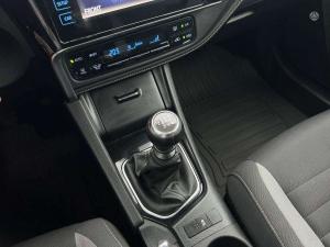 Grey Toyota Auris 2018 in Klaipeda, with an engine capacity of 1.20 L and mileage of 128 thousand km for 12300 €, photo 21 on AUTOMOTO.COM.LV