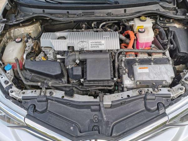Pelēks Toyota Auris 2018 Viļņa, ar dzinēja tilpumu 1.80 L un nobraukumu 31 tūkst. km par 13600 €, foto 10 vietnē AUTOMOTO.COM.LV