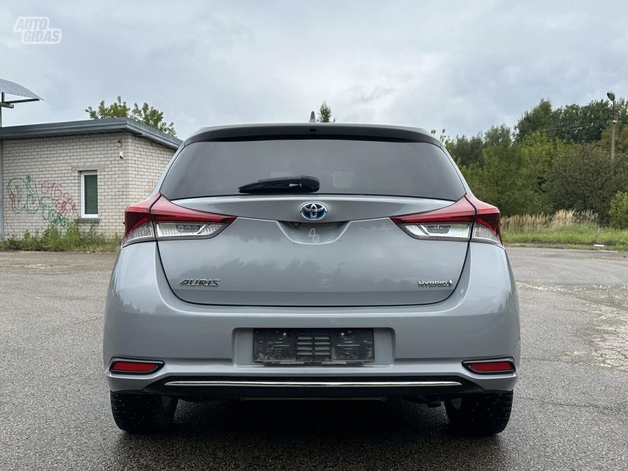 Pelēks Toyota Auris 2018 Plungė, ar dzinēja tilpumu 1.80 L un nobraukumu 96 tūkst. km par 11850 €, foto 6 vietnē AUTOMOTO.COM.LV