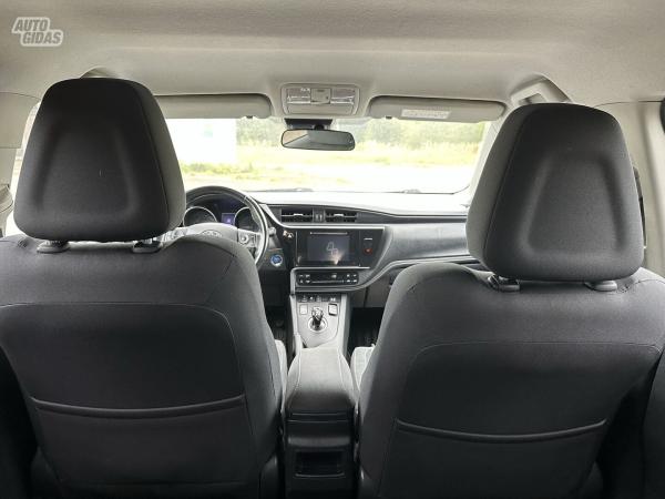 Pelēks Toyota Auris 2018 Plungė, ar dzinēja tilpumu 1.80 L un nobraukumu 96 tūkst. km par 11850 €, foto 9 vietnē AUTOMOTO.COM.LV