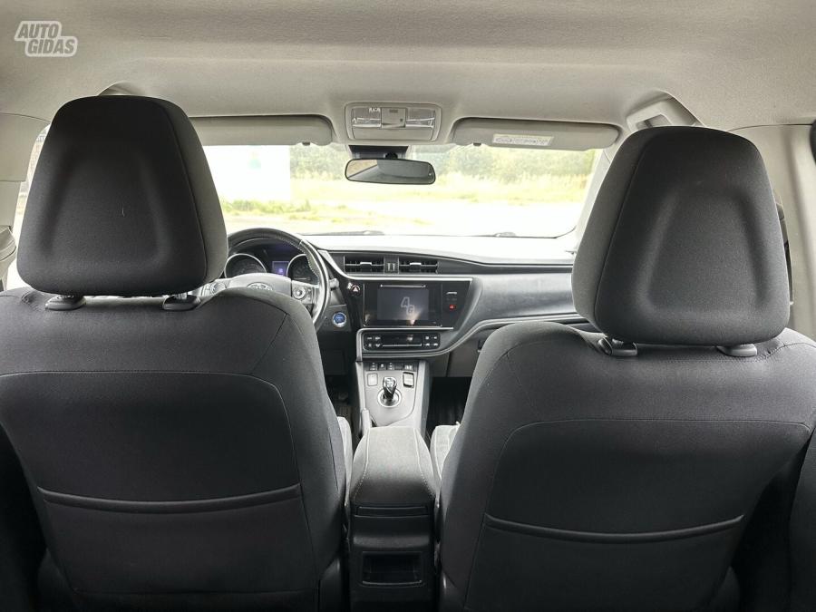 Pelēks Toyota Auris 2018 Plungė, ar dzinēja tilpumu 1.80 L un nobraukumu 96 tūkst. km par 11850 €, foto 9 vietnē AUTOMOTO.COM.LV