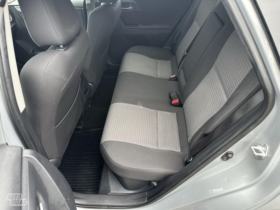 Pelēks Toyota Auris 2018 Plungė, ar dzinēja tilpumu 1.80 L un nobraukumu 96 tūkst. km par 11850 €, foto 10 vietnē AUTOMOTO.COM.LV