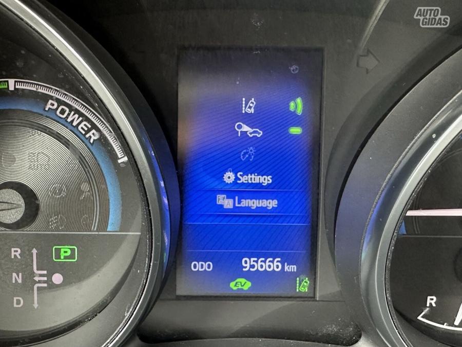 Pelēks Toyota Auris 2018 Plungė, ar dzinēja tilpumu 1.80 L un nobraukumu 96 tūkst. km par 11850 €, foto 14 vietnē AUTOMOTO.COM.LV
