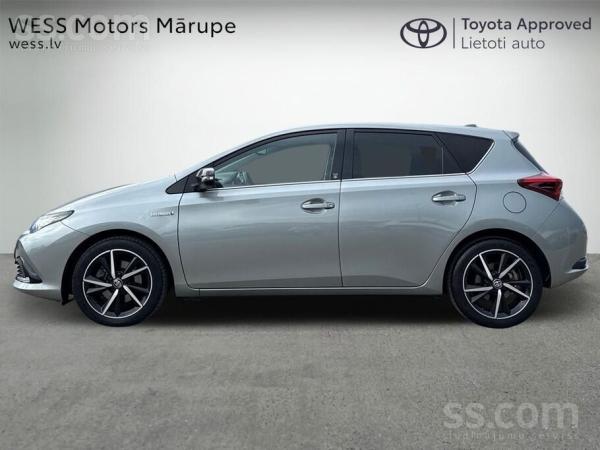 Pelēks Toyota Auris 2019 Rīga, ar dzinēja tilpumu 1.80 L un nobraukumu 80 tūkst. km par 15990 €, foto 3 vietnē AUTOMOTO.COM.LV