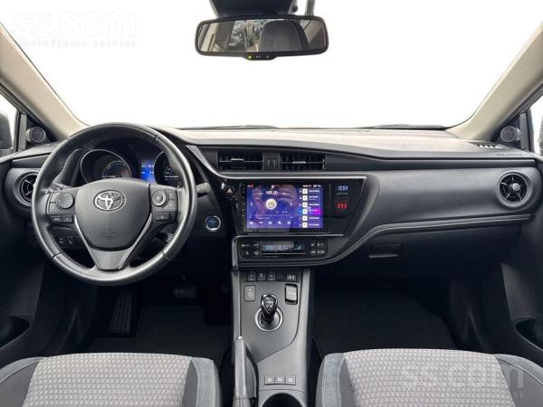 Pelēks Toyota Auris 2019 Rīga, ar dzinēja tilpumu 1.80 L un nobraukumu 80 tūkst. km par 15990 €, foto 8 vietnē AUTOMOTO.COM.LV