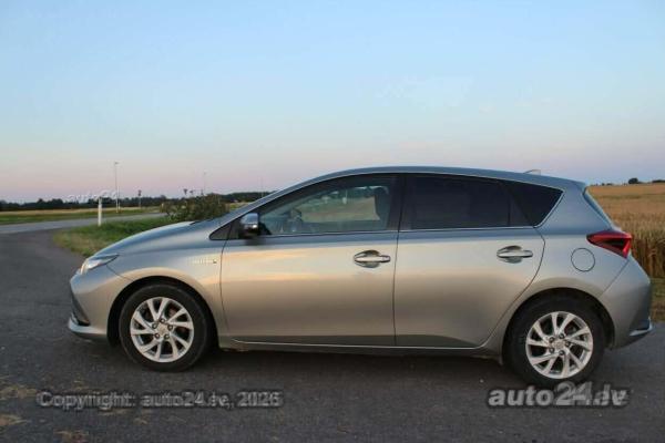 Pelēks Toyota Auris 2019 Tartu, ar dzinēja tilpumu 1.80 L un nobraukumu 205 tūkst. km par 10500 €, foto 4 vietnē AUTOMOTO.COM.LV