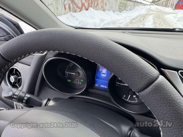 Серый Тойота Аурис 2019 в Таллин, объемом двигателя 1.80 л и пробегом 200 тыс. км за 10990 €, фото 11 на AUTOMOTO.COM.LV