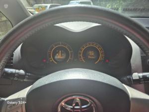 Pelēks Toyota Auris 2009 Klaipėda, ar dzinēja tilpumu 2.00 L un nobraukumu 178 tūkst. km par 2800 €, foto 6 vietnē AUTOMOTO.COM.LV