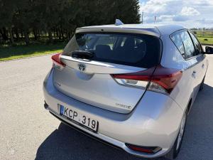 Grey Toyota Auris 2017 in Kedainiai, with an engine capacity of 0.00 L and mileage of 97 thousand km for 13000 €, photo 7 on AUTOMOTO.COM.LV