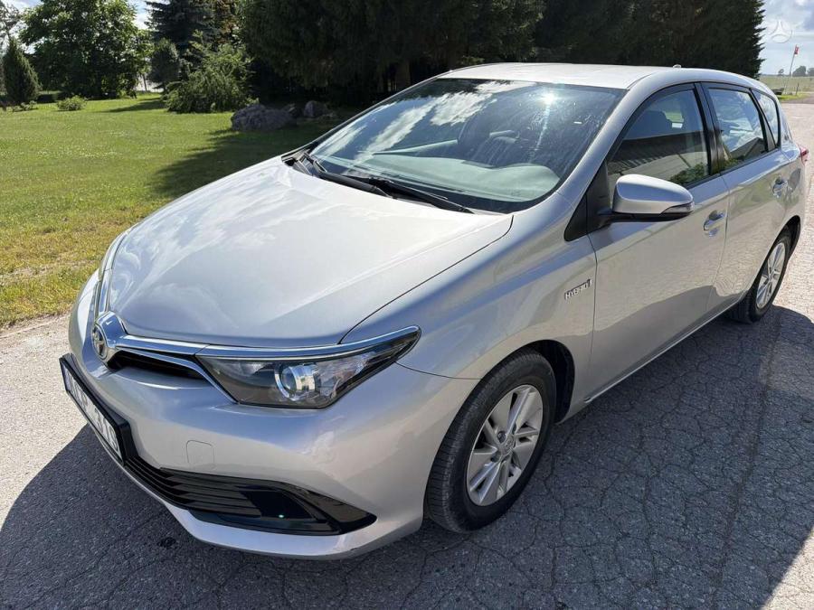 Grey Toyota Auris 2017 in Kedainiai, with an engine capacity of 0.00 L and mileage of 97 thousand km for 13000 €, photo 13 on AUTOMOTO.COM.LV