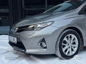 Pelēks Toyota Auris 2013 Tallina, ar dzinēja tilpumu 1.60 L un nobraukumu 169 tūkst. km par 5900 €, foto 11 vietnē AUTOMOTO.COM.LV
