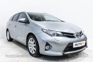 Grey Toyota Auris 2013 in Tallinn, with an engine capacity of 1.60 L and mileage of 152 thousand km for 7999 €, photo 4 on AUTOMOTO.COM.LV