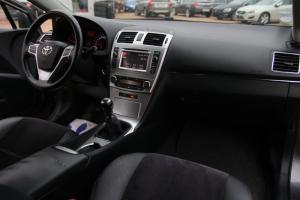 Pelēks Toyota Auris 2013 Rīga, ar dzinēja tilpumu 2.00 L un nobraukumu 221 tūkst. km par 6990 €, foto 23 vietnē AUTOMOTO.COM.LV
