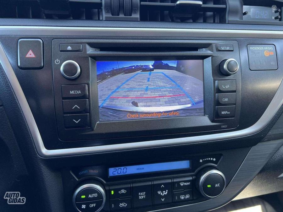 Pelēks Toyota Auris 2013 Šauļi, ar dzinēja tilpumu 1.40 L un nobraukumu 168 tūkst. km par 6400 €, foto 17 vietnē AUTOMOTO.COM.LV