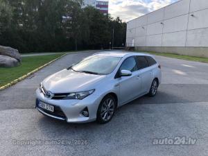 Pelēks Toyota Auris 2013 Tallina, ar dzinēja tilpumu 1.80 L un nobraukumu 266 tūkst. km par 5499 €, foto  vietnē AUTOMOTO.COM.LV