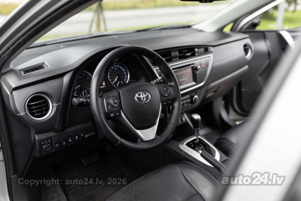 Grey Toyota Auris 2013 in Tallinn, with an engine capacity of 1.60 L and mileage of 117 thousand km for 9999 €, photo 8 on AUTOMOTO.COM.LV