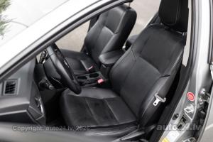 Pelēks Toyota Auris 2013 Tallina, ar dzinēja tilpumu 1.60 L un nobraukumu 117 tūkst. km par 9999 €, foto 11 vietnē AUTOMOTO.COM.LV