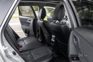 Pelēks Toyota Auris 2013 Tallina, ar dzinēja tilpumu 1.60 L un nobraukumu 117 tūkst. km par 9999 €, foto 17 vietnē AUTOMOTO.COM.LV