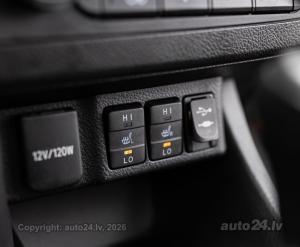 Pelēks Toyota Auris 2013 Tallina, ar dzinēja tilpumu 1.60 L un nobraukumu 117 tūkst. km par 9999 €, foto 20 vietnē AUTOMOTO.COM.LV