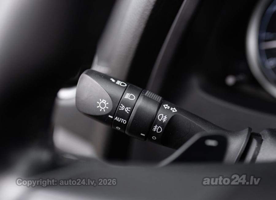 Pelēks Toyota Auris 2013 Tallina, ar dzinēja tilpumu 1.60 L un nobraukumu 117 tūkst. km par 9999 €, foto 26 vietnē AUTOMOTO.COM.LV