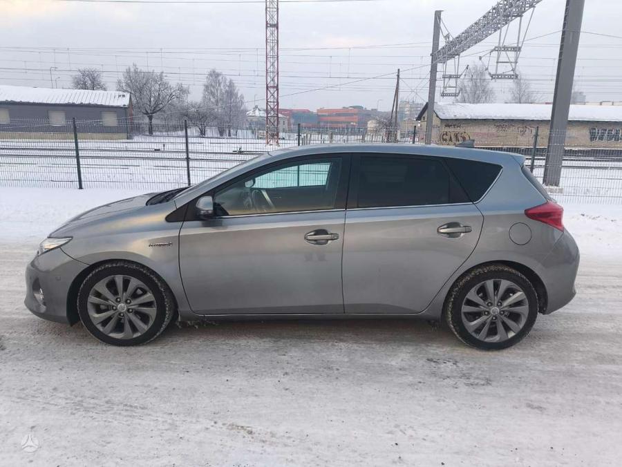 Pelēks Toyota Auris 2014 Šauļi, ar dzinēja tilpumu 1.80 L un nobraukumu 172 tūkst. km par 8700 €, foto 8 vietnē AUTOMOTO.COM.LV