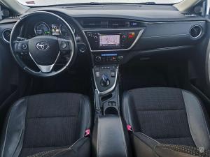 Pelēks Toyota Auris 2014 Šauļi, ar dzinēja tilpumu 1.80 L un nobraukumu 172 tūkst. km par 8700 €, foto 9 vietnē AUTOMOTO.COM.LV