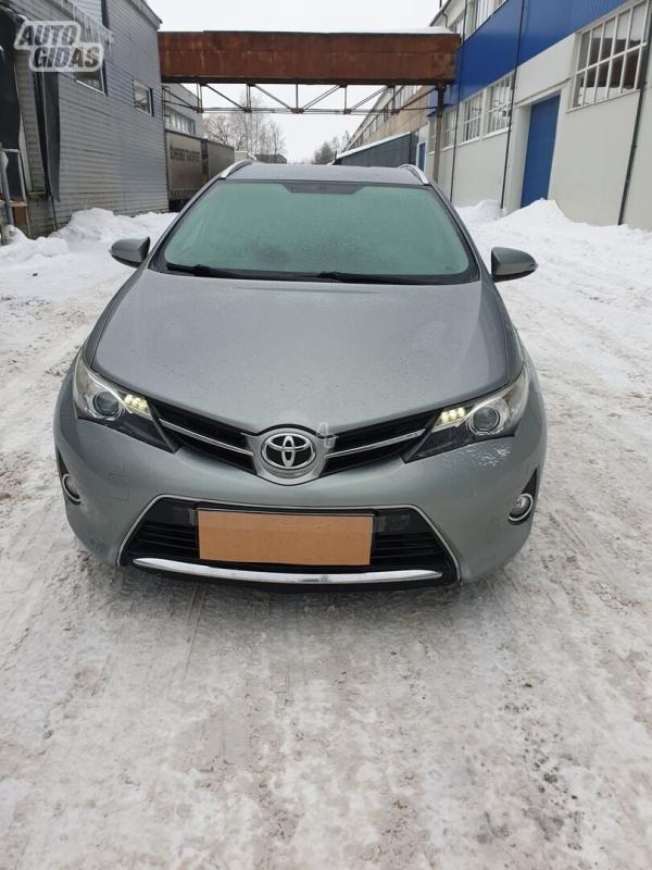 Pelēks Toyota Auris 2014 Šauļi, ar dzinēja tilpumu 1.40 L un nobraukumu 227 tūkst. km par 4550 €, foto 7 vietnē AUTOMOTO.COM.LV