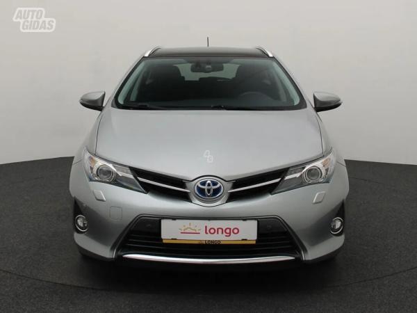 Pelēks Toyota Auris 2014 Viļņa, ar dzinēja tilpumu 1.80 L un nobraukumu 173 tūkst. km par 10699 €, foto 3 vietnē AUTOMOTO.COM.LV