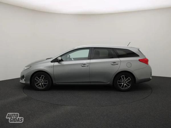 Pelēks Toyota Auris 2014 Viļņa, ar dzinēja tilpumu 1.80 L un nobraukumu 173 tūkst. km par 10699 €, foto 6 vietnē AUTOMOTO.COM.LV