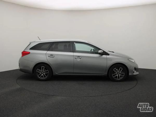 Pelēks Toyota Auris 2014 Viļņa, ar dzinēja tilpumu 1.80 L un nobraukumu 173 tūkst. km par 10699 €, foto 9 vietnē AUTOMOTO.COM.LV