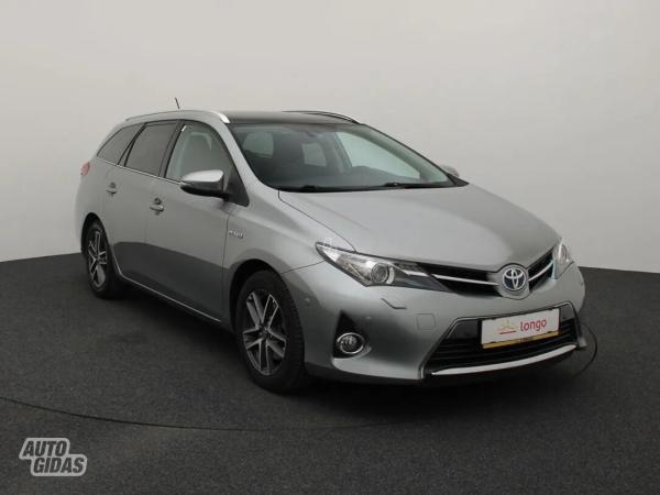 Pelēks Toyota Auris 2014 Viļņa, ar dzinēja tilpumu 1.80 L un nobraukumu 173 tūkst. km par 10699 €, foto 10 vietnē AUTOMOTO.COM.LV