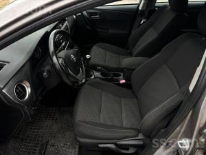 Pelēks Toyota Auris 2014 Jūrmala, ar dzinēja tilpumu 1.40 L un nobraukumu 195 tūkst. km par 5500 €, foto 4 vietnē AUTOMOTO.COM.LV