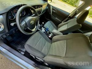 Pelēks Toyota Auris 2014 Rīga, ar dzinēja tilpumu 1.40 L un nobraukumu 0 tūkst. km par 5590 €, foto 9 vietnē AUTOMOTO.COM.LV