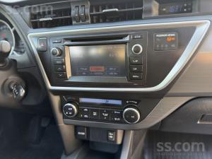 Pelēks Toyota Auris 2014 Rīga, ar dzinēja tilpumu 1.40 L un nobraukumu 0 tūkst. km par 5590 €, foto 22 vietnē AUTOMOTO.COM.LV
