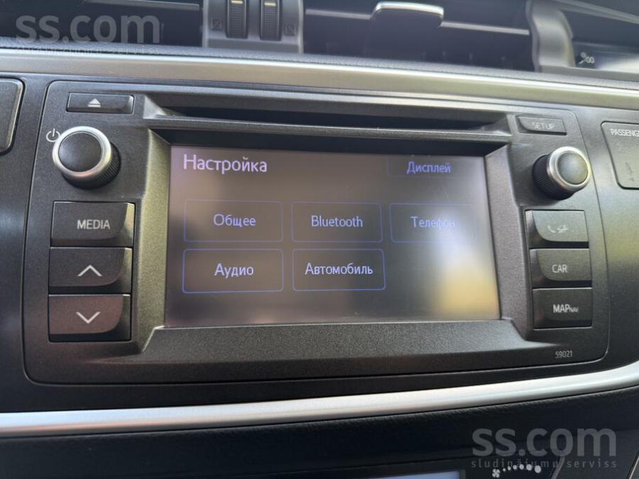 Pelēks Toyota Auris 2014 Rīga, ar dzinēja tilpumu 1.40 L un nobraukumu 0 tūkst. km par 5590 €, foto 30 vietnē AUTOMOTO.COM.LV
