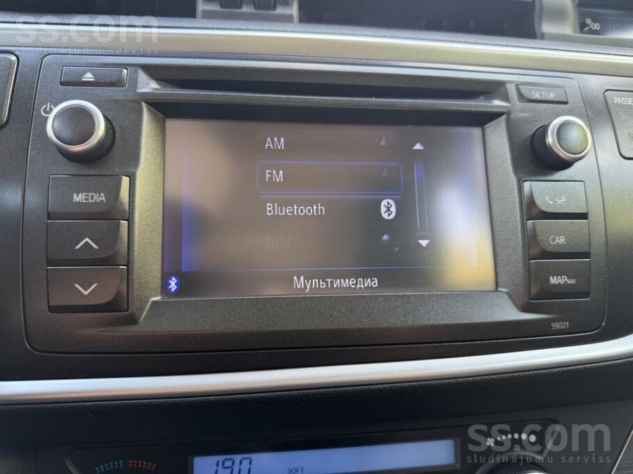 Pelēks Toyota Auris 2014 Rīga, ar dzinēja tilpumu 1.40 L un nobraukumu 0 tūkst. km par 5590 €, foto 35 vietnē AUTOMOTO.COM.LV