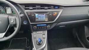 Pelēks Toyota Auris 2014 Rīga, ar dzinēja tilpumu 1.80 L un nobraukumu 243 tūkst. km par 9500 €, foto 23 vietnē AUTOMOTO.COM.LV