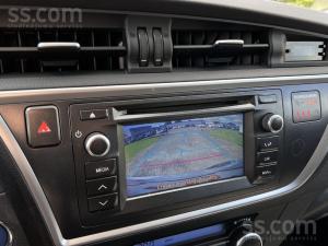 Pelēks Toyota Auris 2014 Limbaži, ar dzinēja tilpumu 1.80 L un nobraukumu 238 tūkst. km par 7550 €, foto 15 vietnē AUTOMOTO.COM.LV