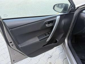 Grey Toyota Auris 2014 in Siauliai, with an engine capacity of 1.80 L and mileage of 197 thousand km for 7700 €, photo 16 on AUTOMOTO.COM.LV
