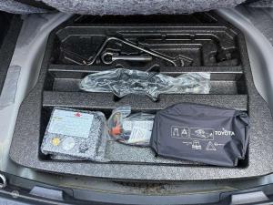 Grey Toyota Auris 2014 in Siauliai, with an engine capacity of 1.80 L and mileage of 197 thousand km for 7700 €, photo 19 on AUTOMOTO.COM.LV