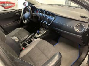 Grey Toyota Auris 2014 in Kaunas, with an engine capacity of 1.80 L and mileage of 286 thousand km for 7700 €, photo 7 on AUTOMOTO.COM.LV
