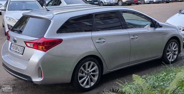 Pelēks Toyota Auris 2014 Kauņa, ar dzinēja tilpumu 1.80 L un nobraukumu 225 tūkst. km par 7350 €, foto 7 vietnē AUTOMOTO.COM.LV