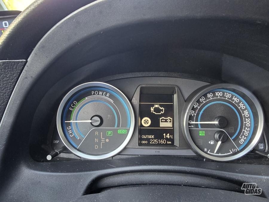 Pelēks Toyota Auris 2014 Kauņa, ar dzinēja tilpumu 1.80 L un nobraukumu 225 tūkst. km par 7350 €, foto 12 vietnē AUTOMOTO.COM.LV