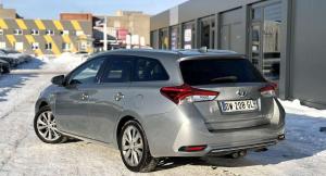 Grey Toyota Auris 2015 in Taurage, with an engine capacity of 1.80 L and mileage of 270 thousand km for 9300 €, photo 14 on AUTOMOTO.COM.LV