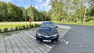 Grey Toyota Auris 2015 in Tallinn, with an engine capacity of 1.60 L and mileage of 137 thousand km for 8100 €, photo 9 on AUTOMOTO.COM.LV