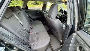 Grey Toyota Auris 2015 in Tallinn, with an engine capacity of 1.60 L and mileage of 137 thousand km for 8100 €, photo 21 on AUTOMOTO.COM.LV