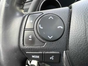 Grey Toyota Auris 2015 in Vilnius, with an engine capacity of 1.80 L and mileage of 229 thousand km for 11900 €, photo 12 on AUTOMOTO.COM.LV