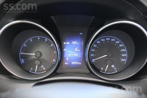Grey Toyota Auris 2015 in Riga, with an engine capacity of 1.60 L and mileage of 198 thousand km for 7295 €, photo 8 on AUTOMOTO.COM.LV